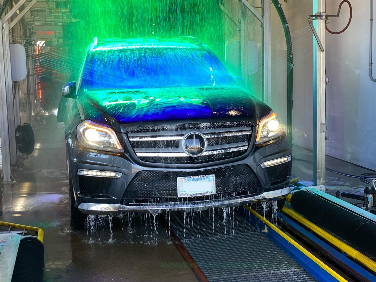 About Our Touchless and Soft Touch Car Wash | Tiger Wash - Car Wash and ...